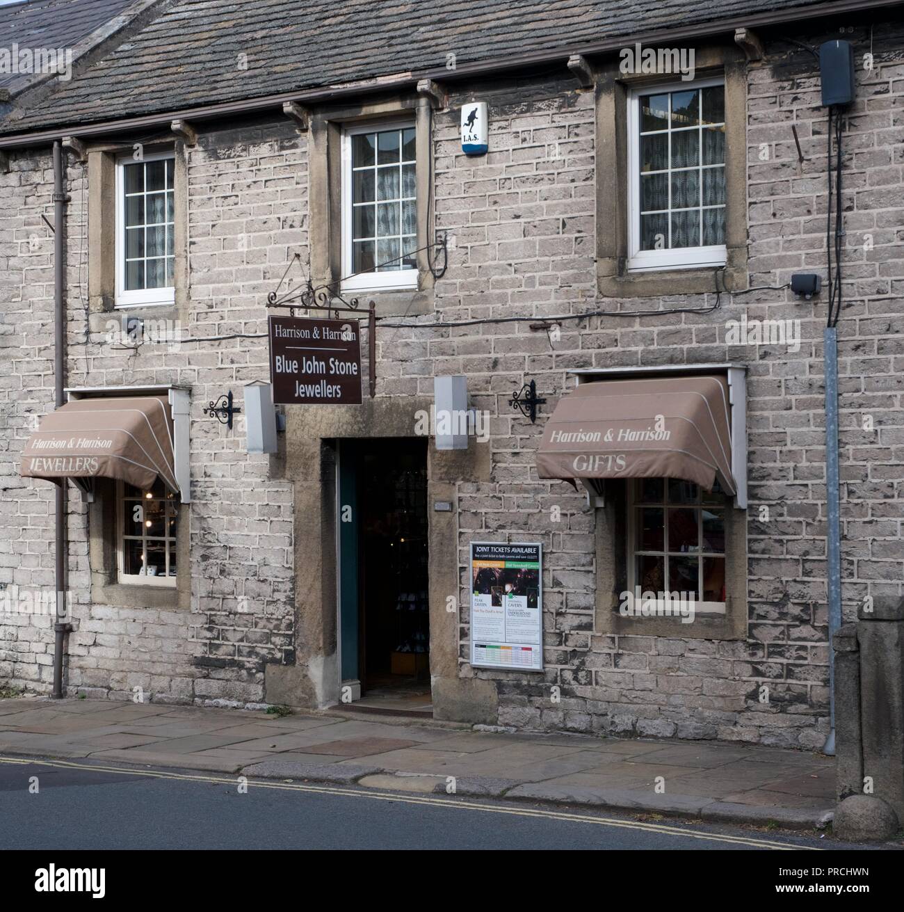 Shop in castleton hi-res stock photography and images - Alamy