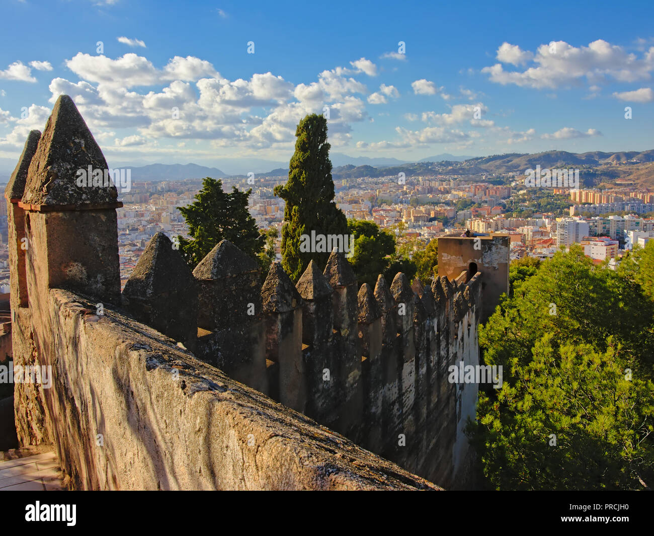Merlon battlements hi-res stock photography and images - Alamy