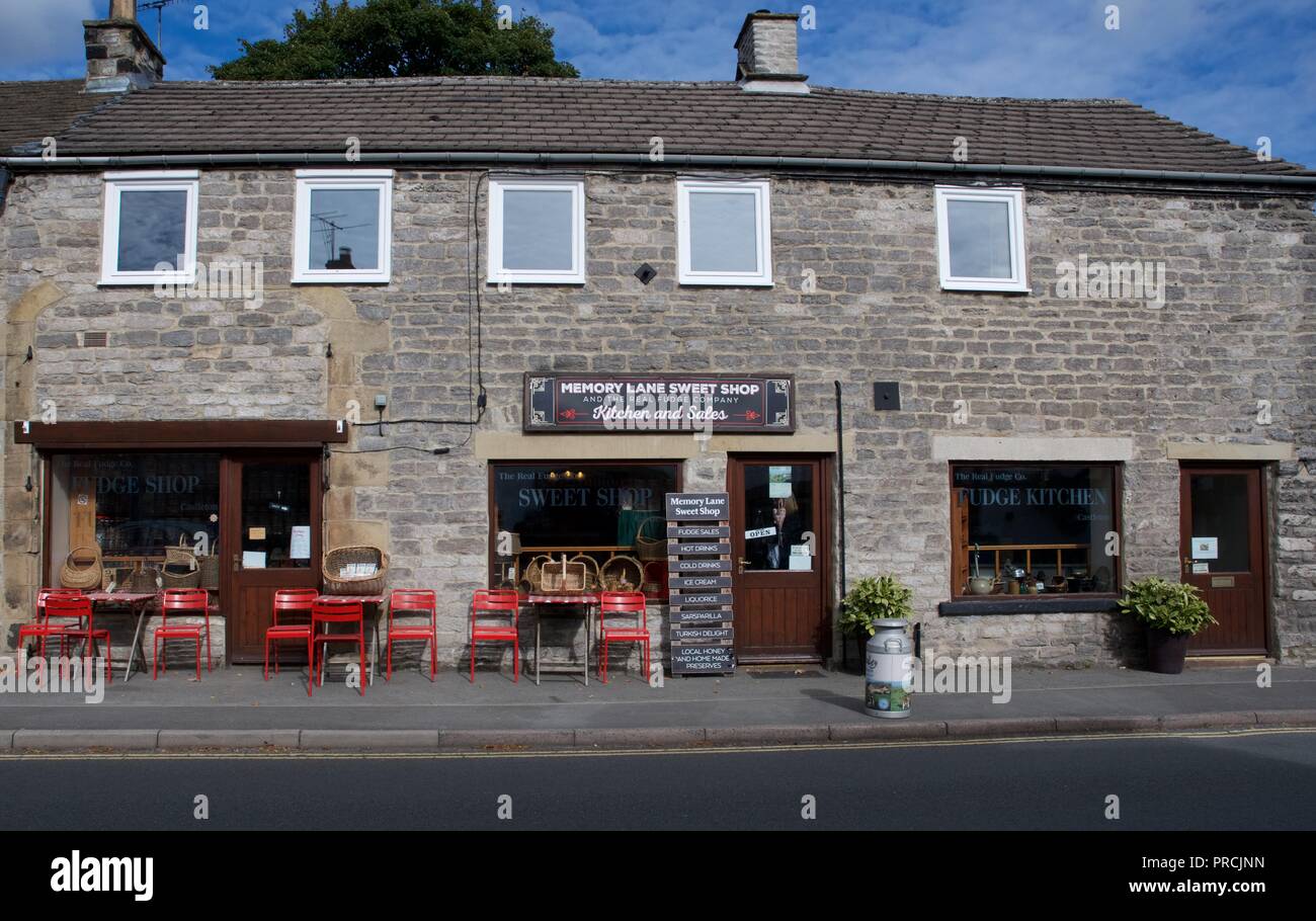 A sweet and fudge shop in Castleton, Derbyshire Stock Photo - Alamy