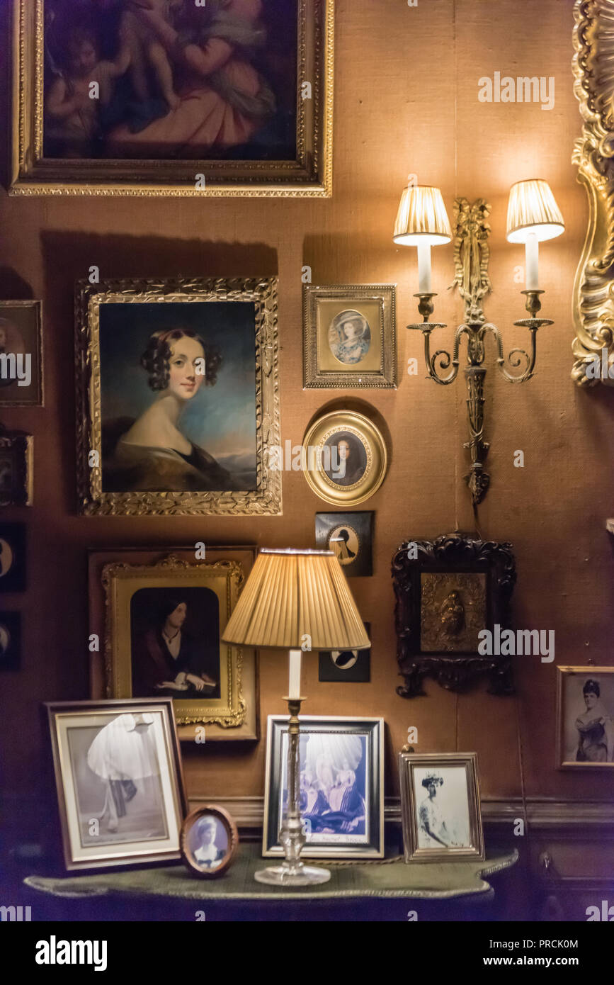 Stately Home Drawing Room High Resolution Stock Photography and Images ...