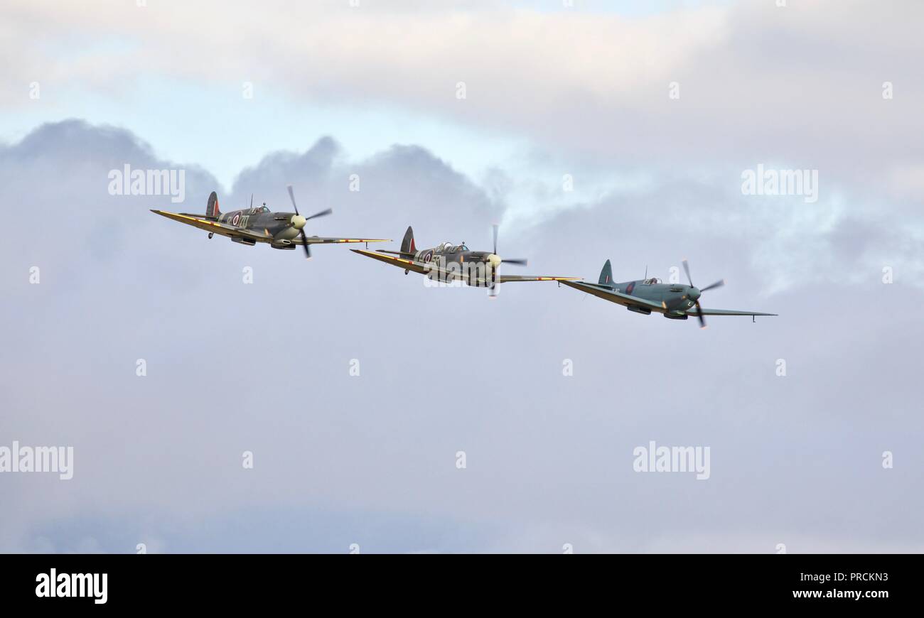 3 Supermarine Spitfires ( MH434, PV208 and PL983 ) flying in formation ...