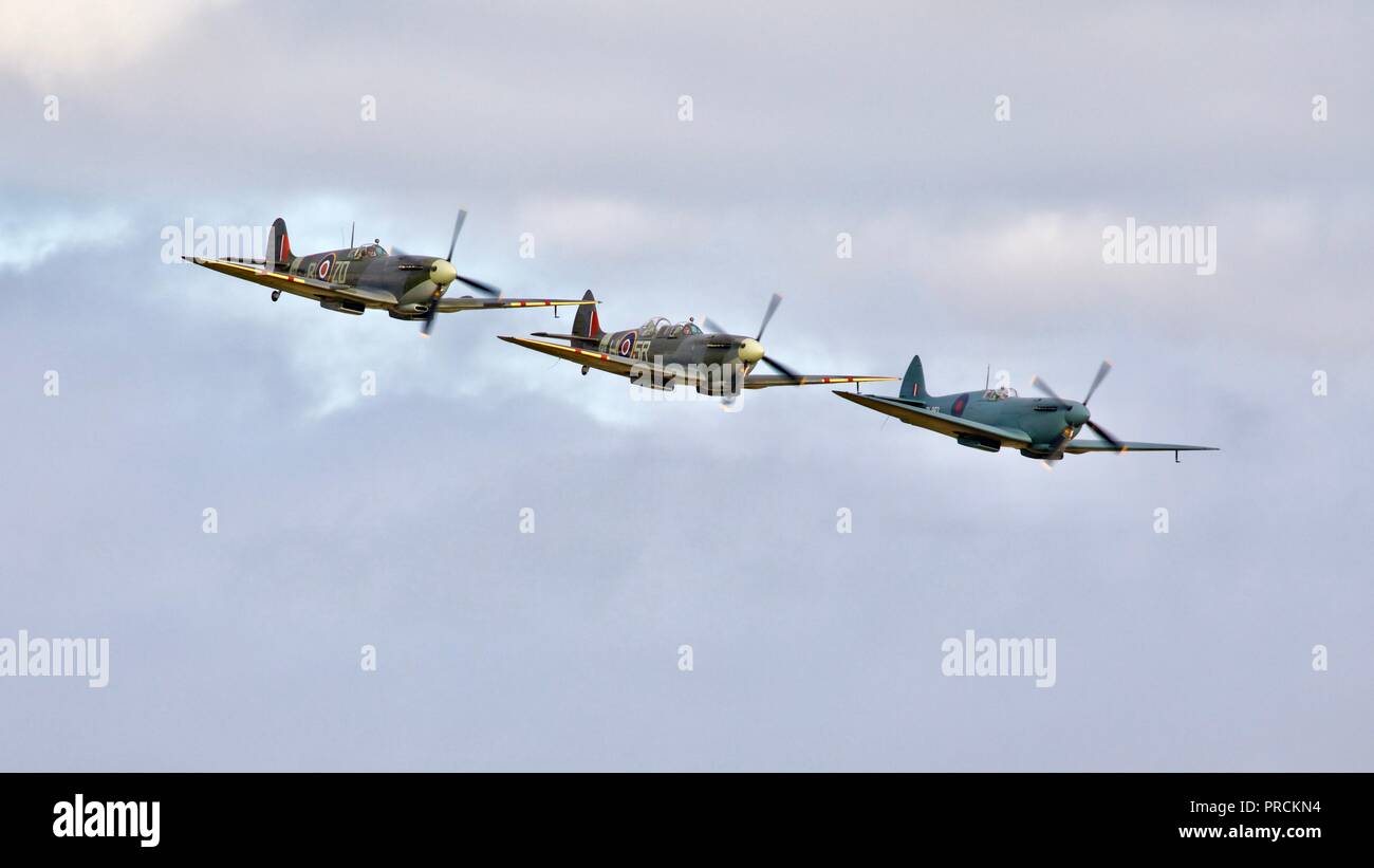 3 Supermarine Spitfires ( MH434, PV208 and PL983 ) flying in formation ...