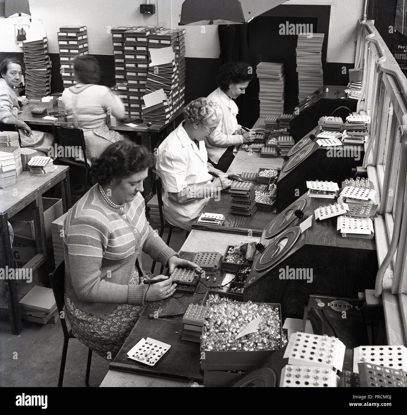 British ever ready electrical company hi-res stock photography and ...