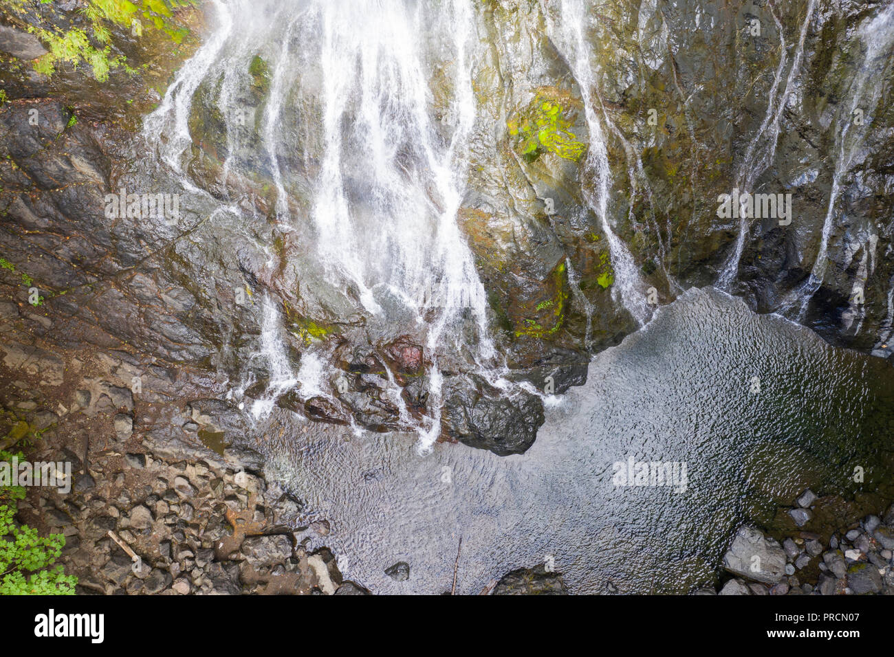 Drone top down waterfall hi-res stock photography and images - Alamy