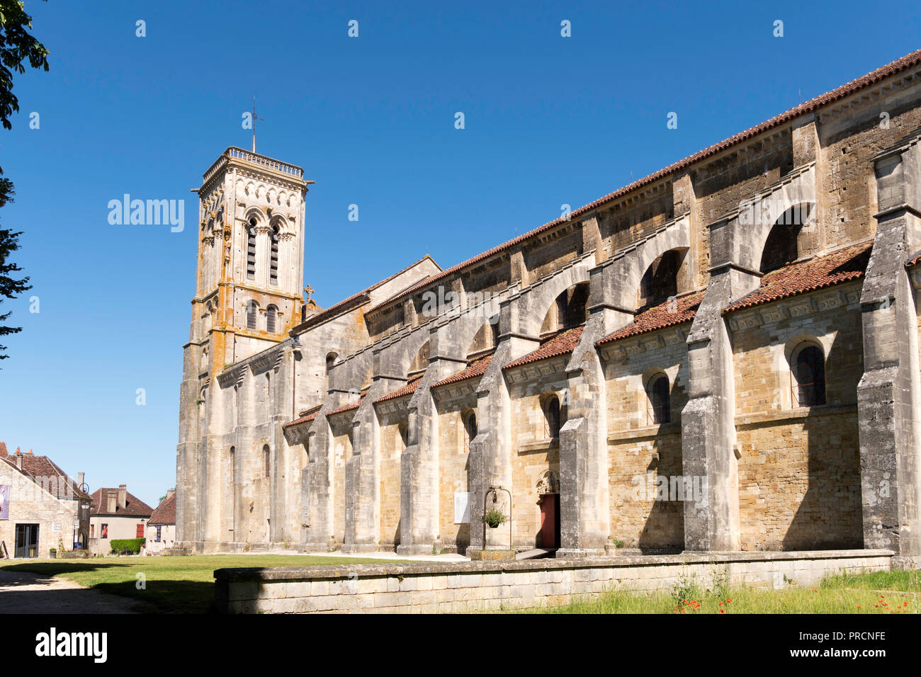 South facade and bell tower of La Basilique Sainte-Marie-Madeleine ...