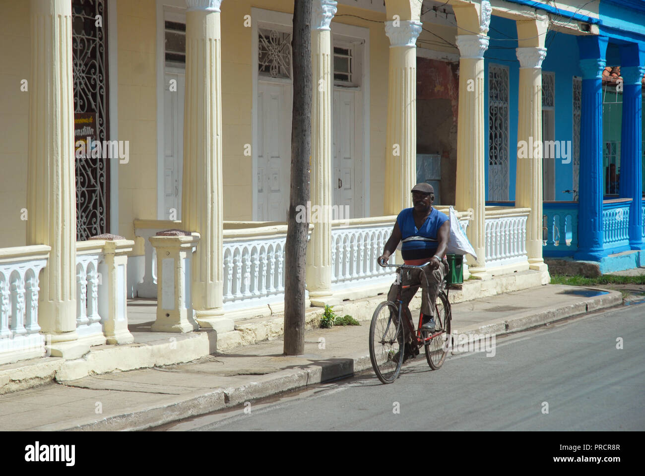 Colourful columns in a street in Pinar del Rio, Cuba Stock Photo - Alamy