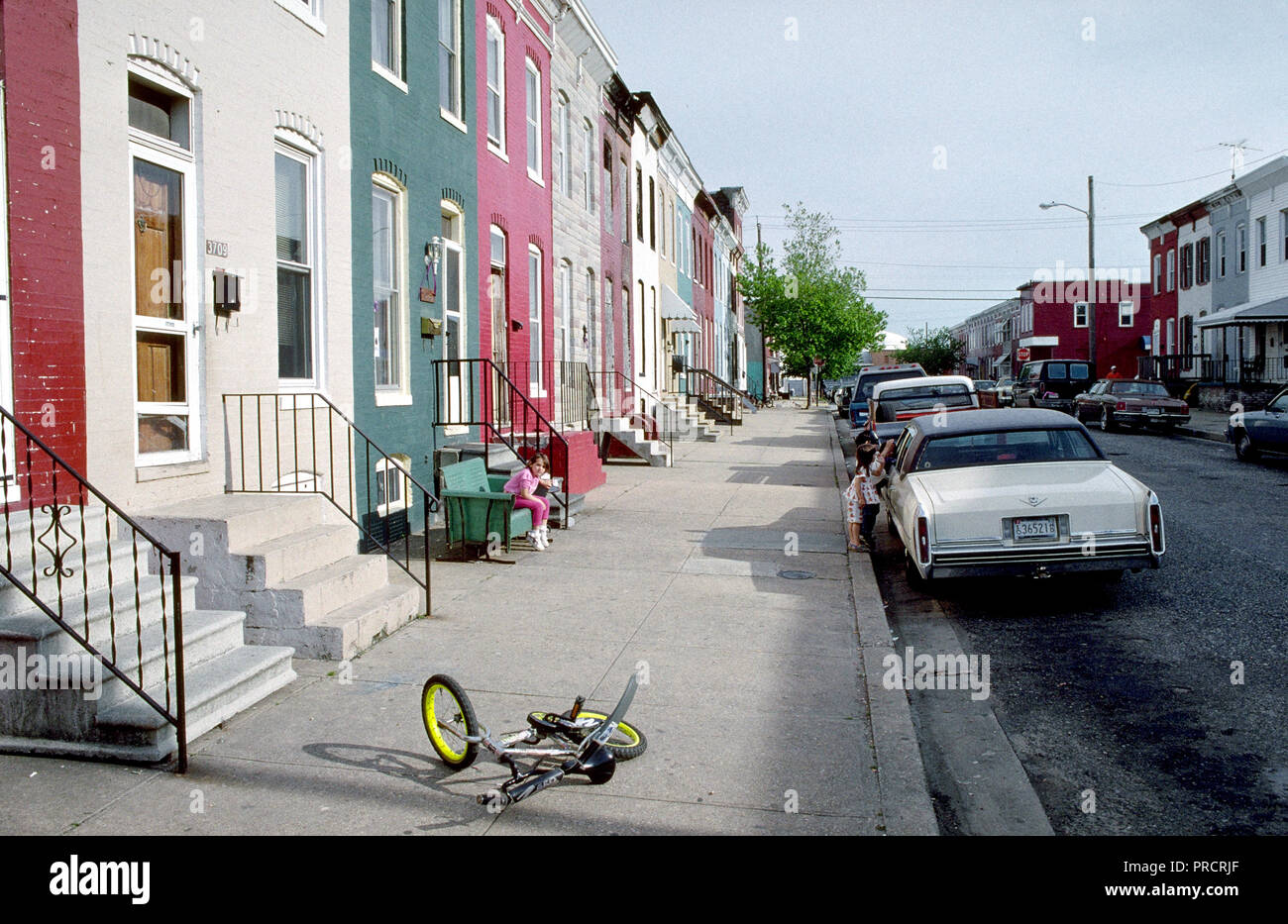 1990s street scene hi-res stock photography and images - Alamy