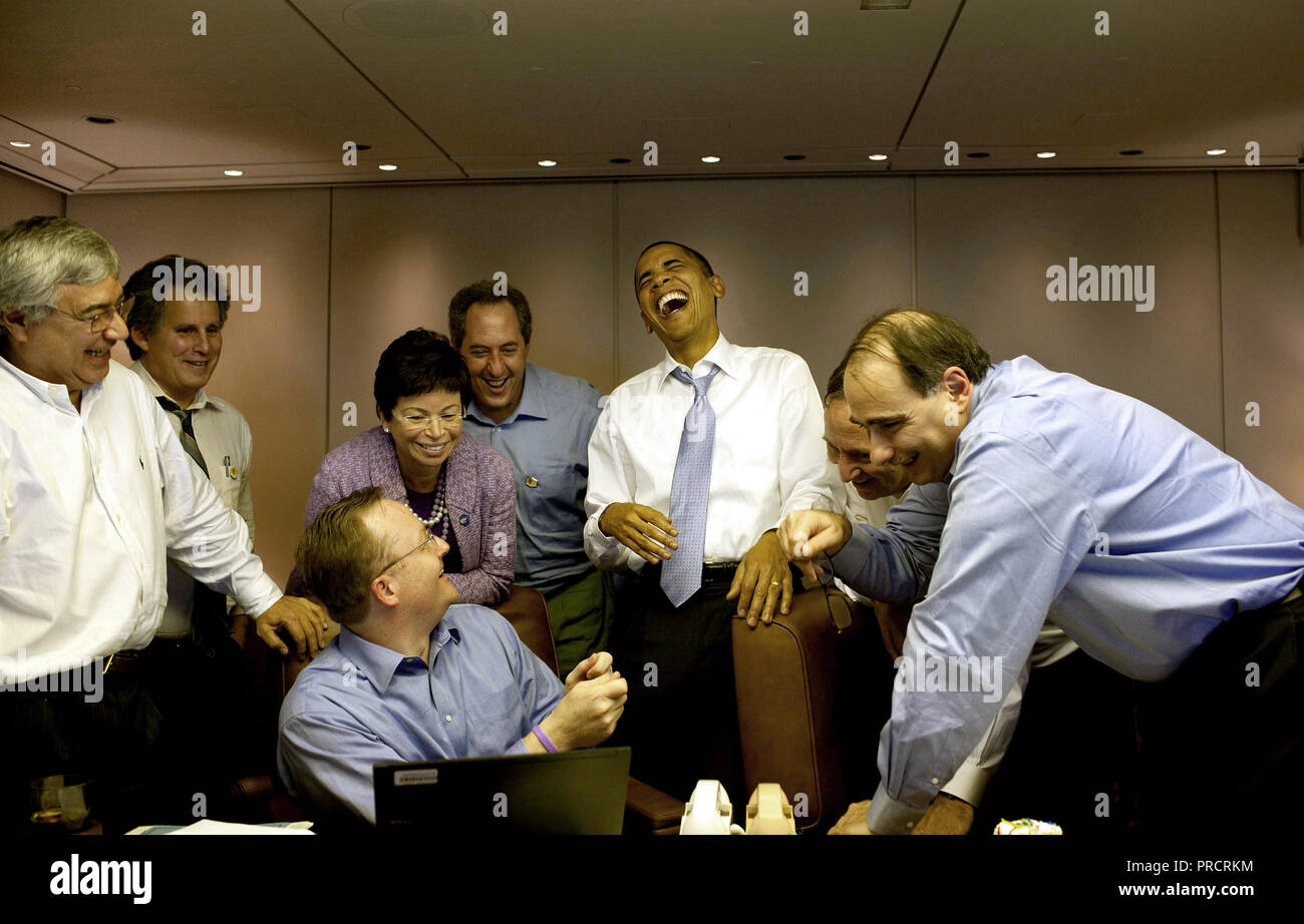 Barack obama laughing hi-res stock photography and images - Alamy