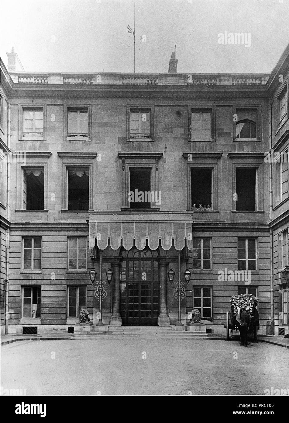 American annex office building hi-res stock photography and images - Alamy