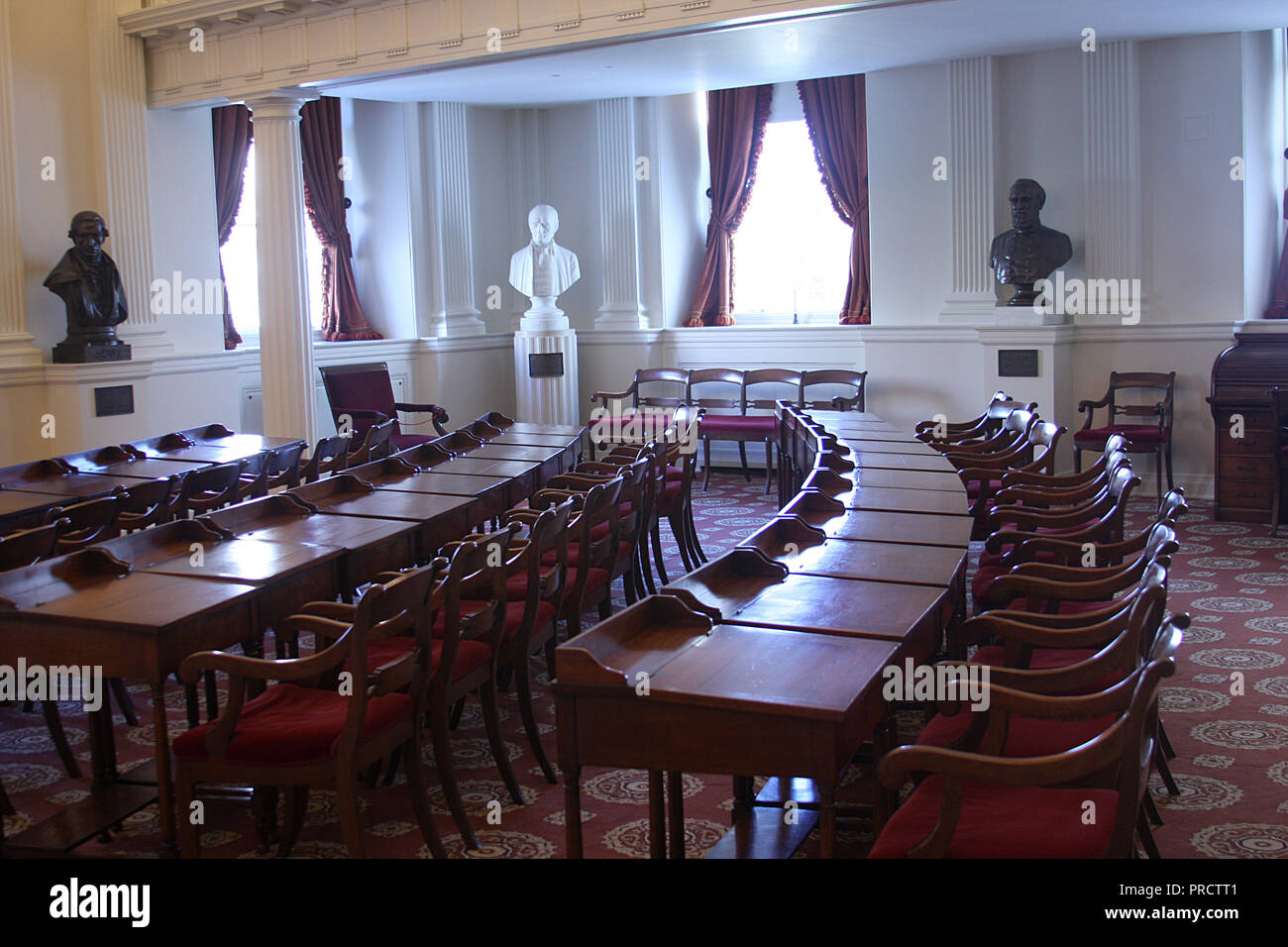 Virginia house of delegates chamber hi-res stock photography and images ...