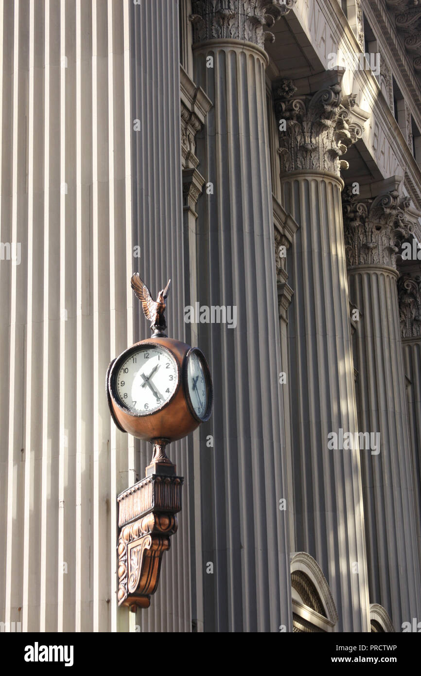 Historic commonwealth bank building hi-res stock photography and images ...