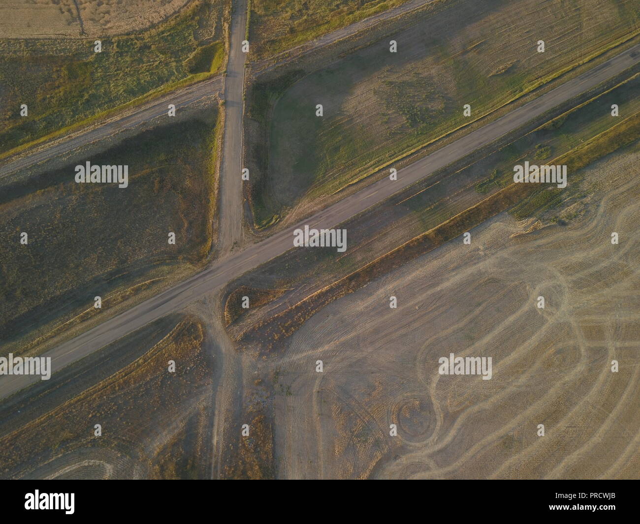 Saskatchewan wheat fields aerial hi-res stock photography and images ...