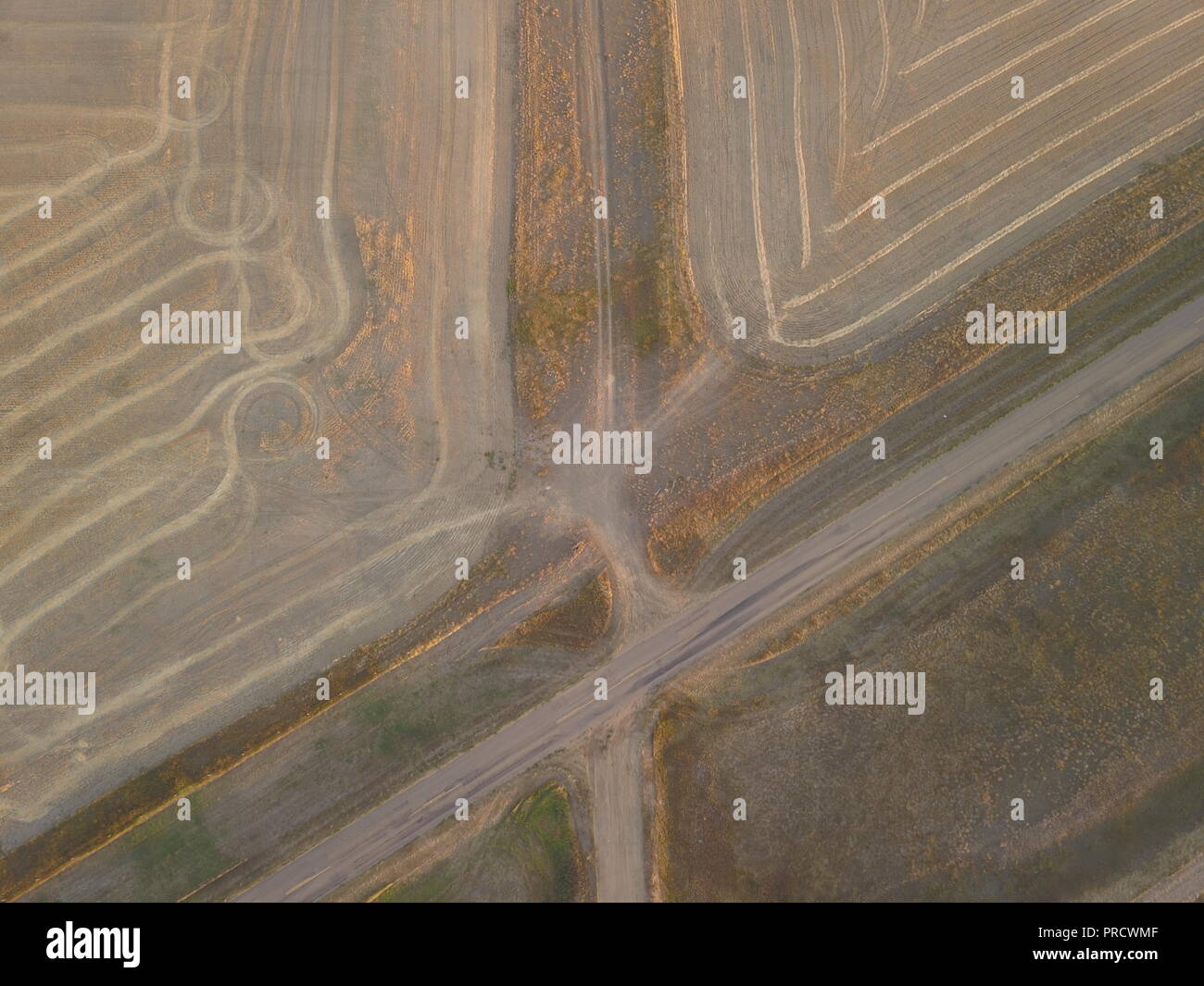Saskatchewan wheat fields aerial hi-res stock photography and images ...