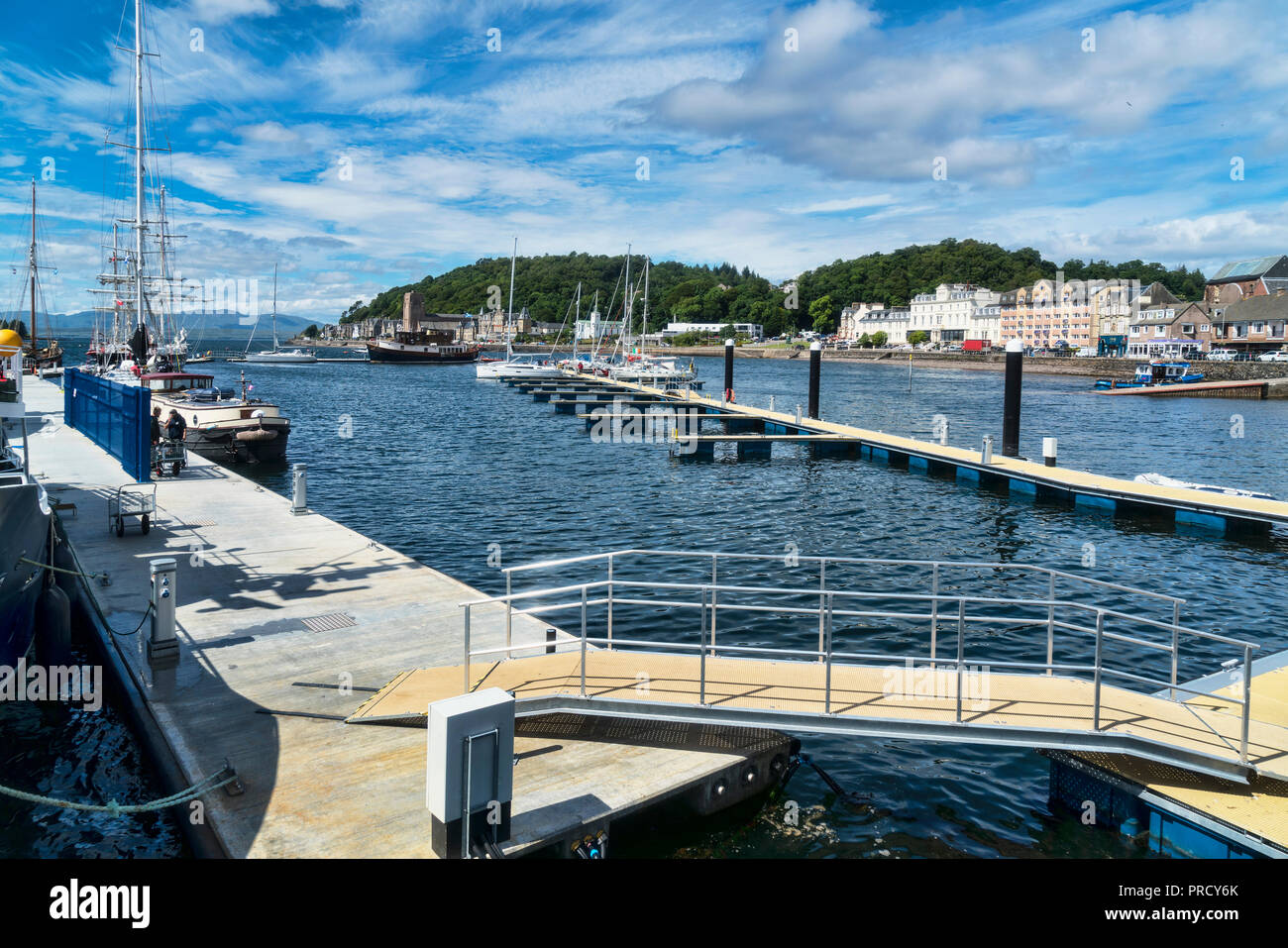 Moorings and boats hi-res stock photography and images - Alamy