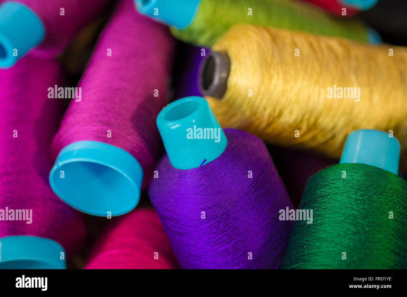 Spools hi-res stock photography and images - Alamy