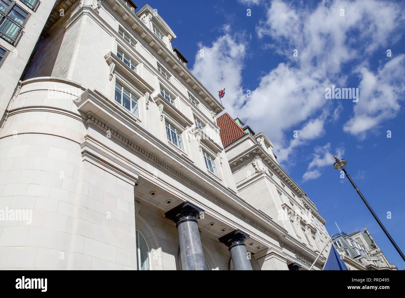 Sheraton Grand London Park Lane Hotel Stock Photo - Alamy