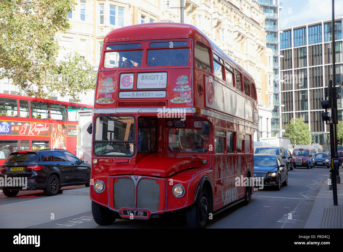 Iconic Red London double decker Bus Stock Photo - Alamy