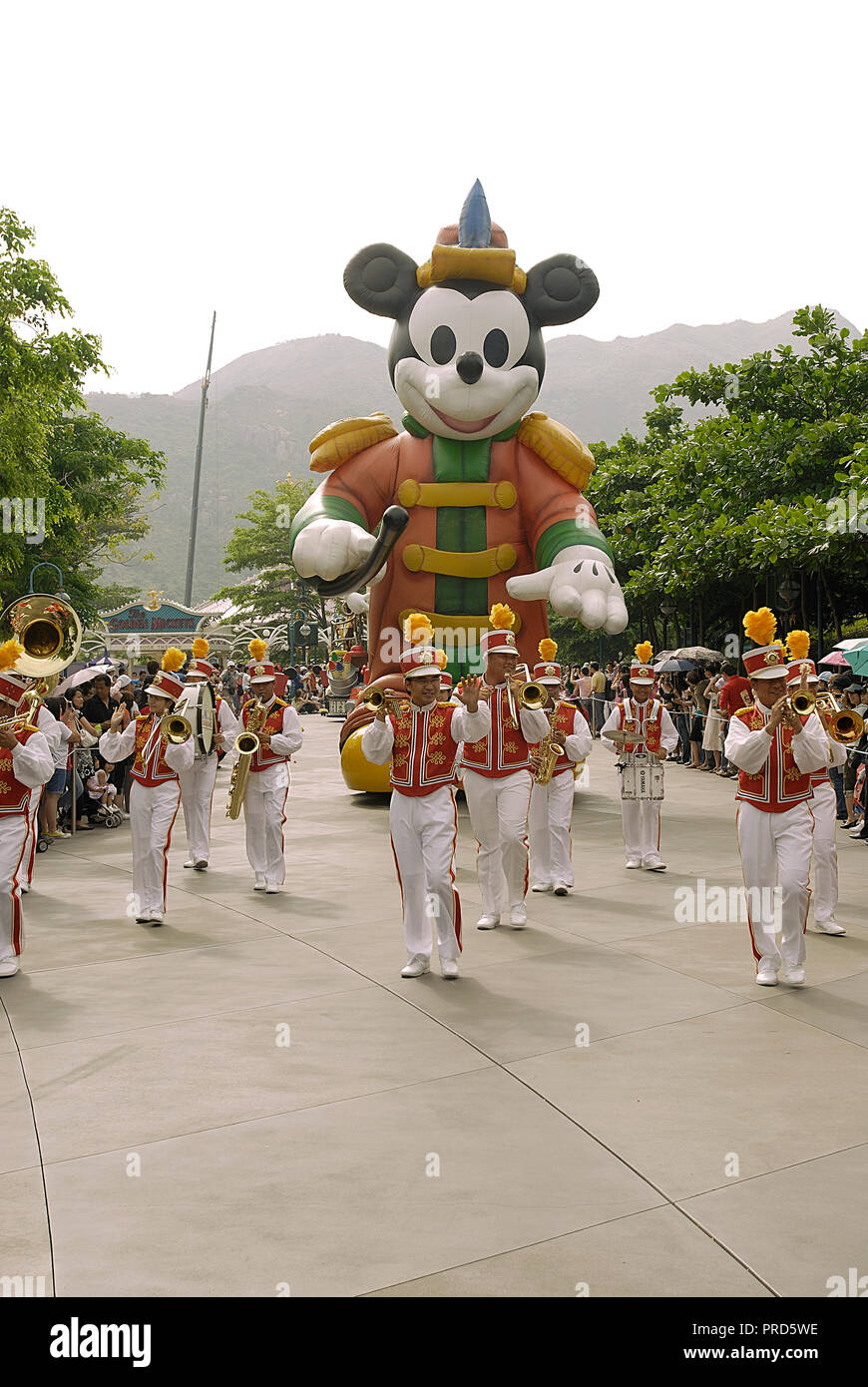 A FLOAT WITH A GIANT MICKEY MOUSE IN THE PARADE AT HONG KONG DISNEYLAND ...