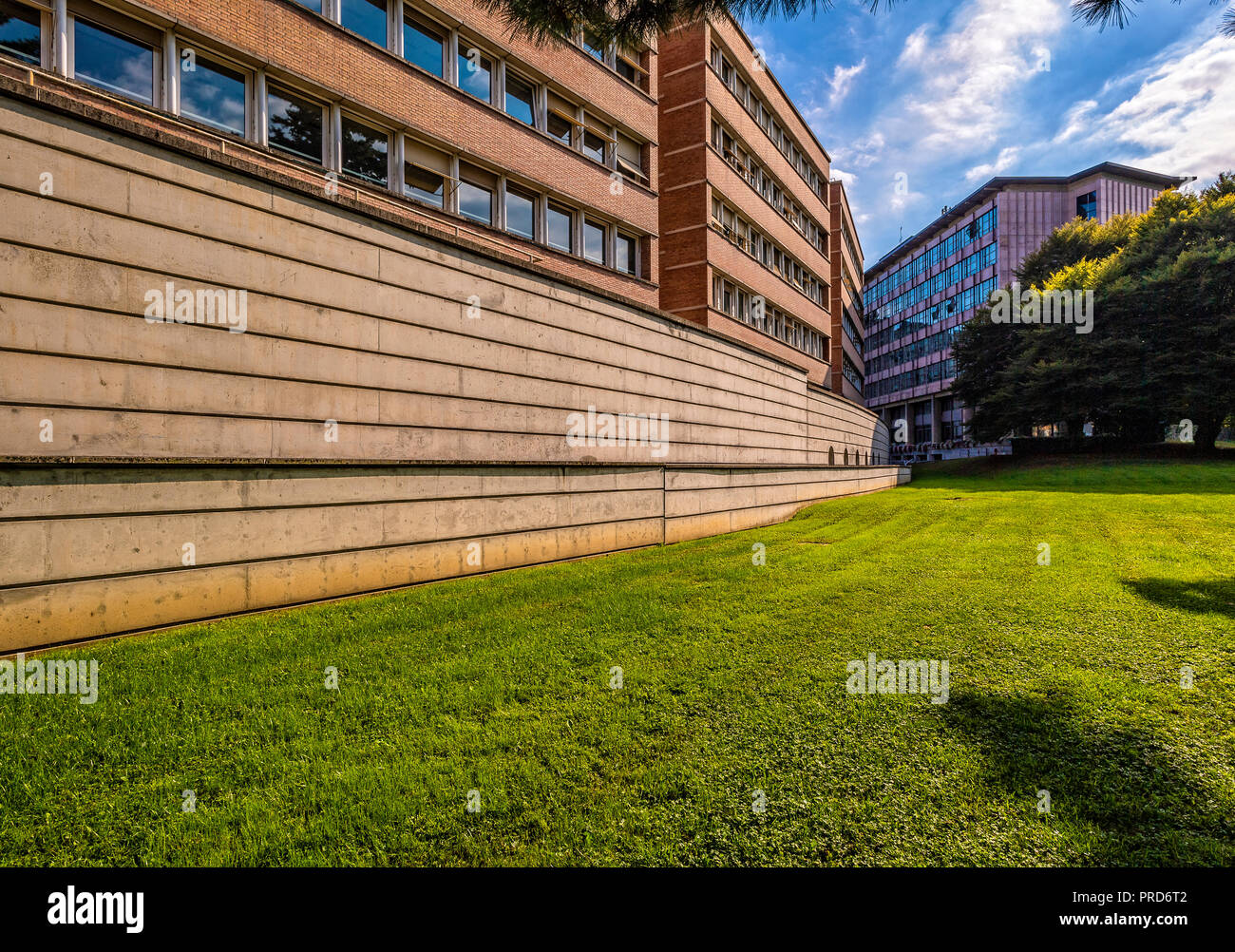 Palazzo uffici olivetti hi-res stock photography and images - Alamy