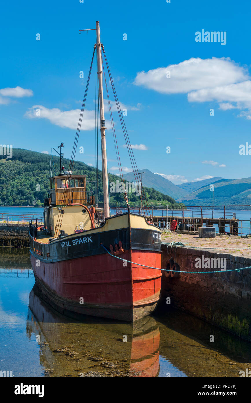 'Vital Spark' puffer at pier at Inveraray, Loch Fyne, Argyll, Scotland ...