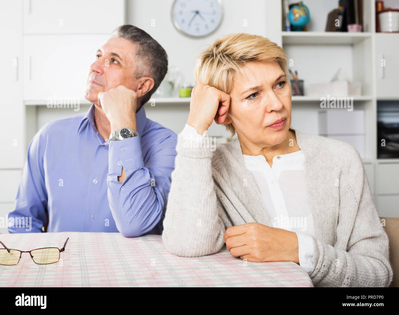 Relationship clarification hi-res stock photography and images - Alamy