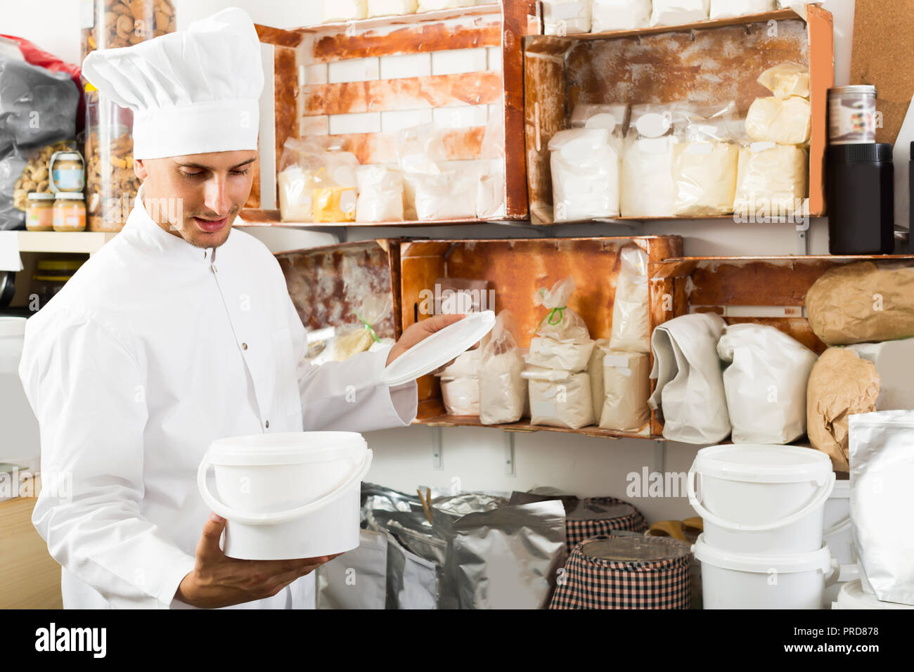 Pantry chef hi-res stock photography and images - Alamy