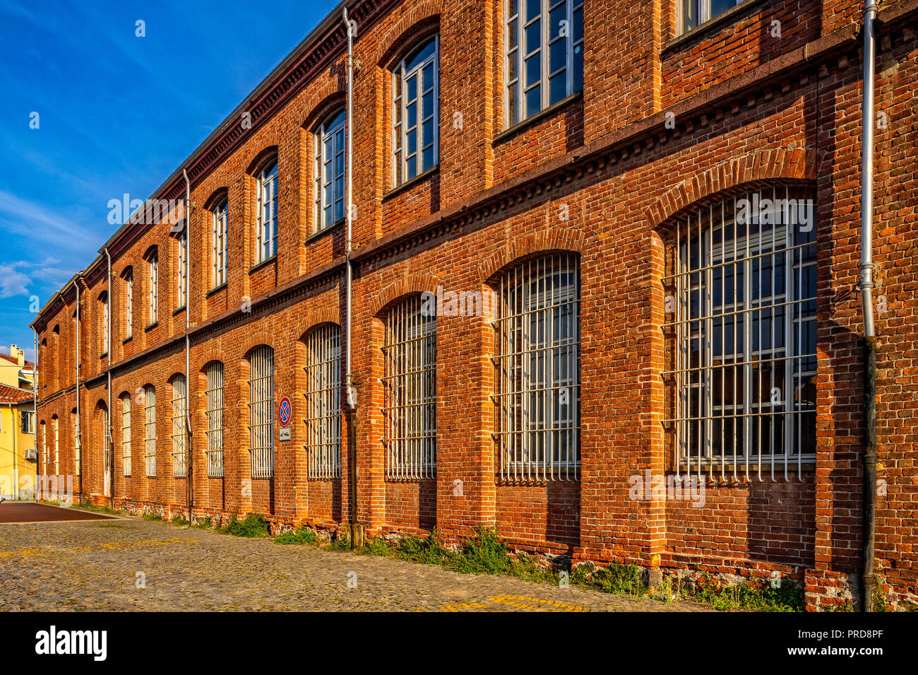 Red brick museum hi-res stock photography and images - Alamy
