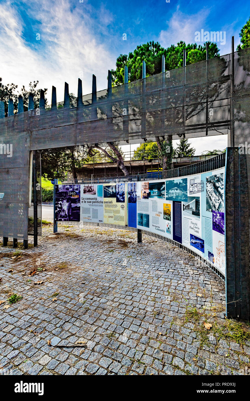 Information station hi-res stock photography and images - Alamy