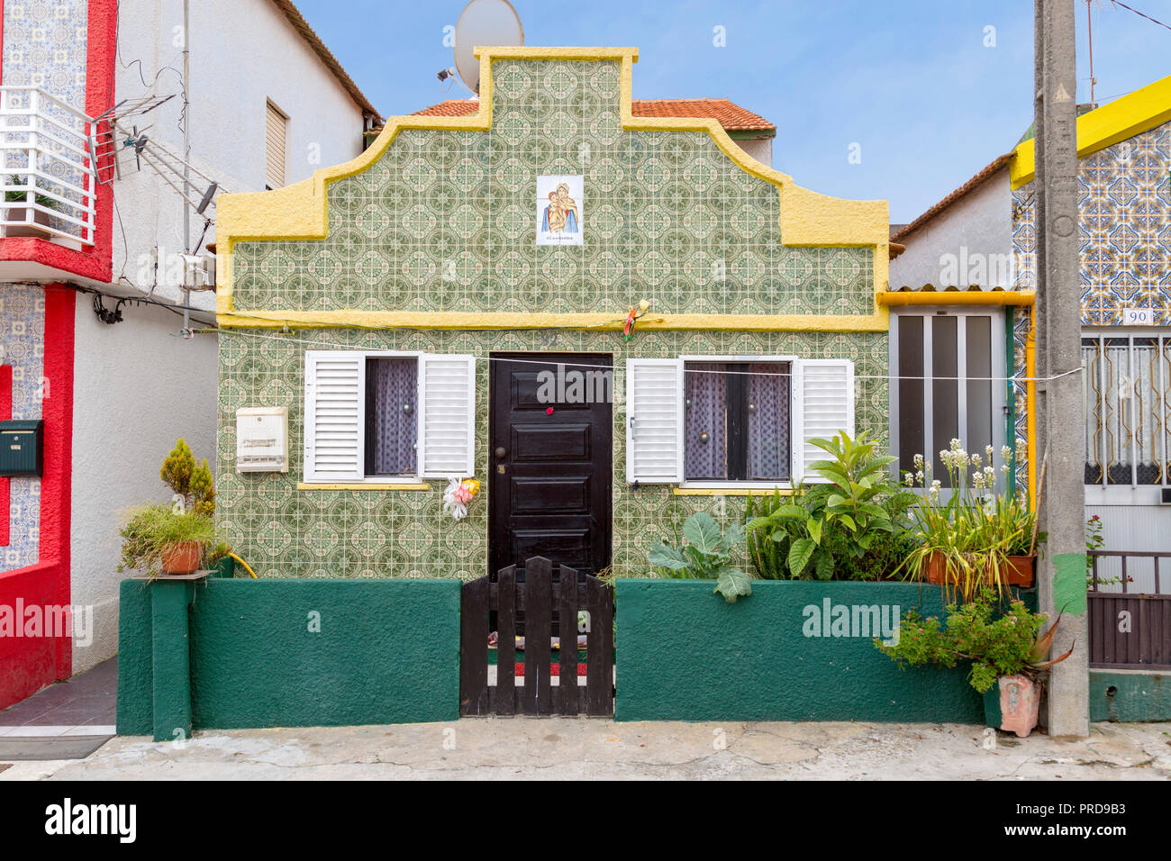 Portuguese tile covered home hi-res stock photography and images - Alamy