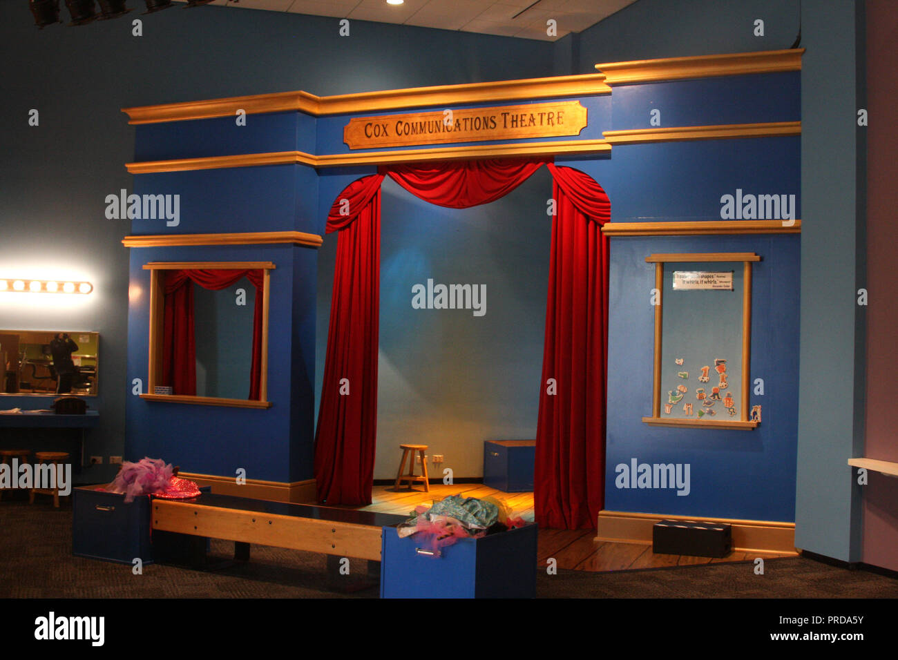 Mini-stage for pretend-play acting inside art museum in Roanoke ...