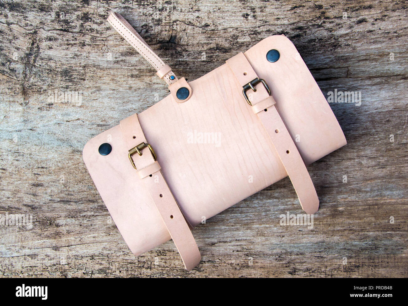 Dopp bag hi-res stock photography and images - Alamy