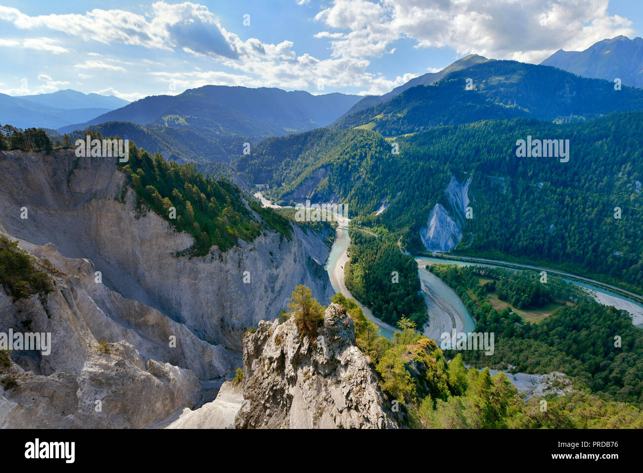 Limestone platform hi-res stock photography and images - Alamy