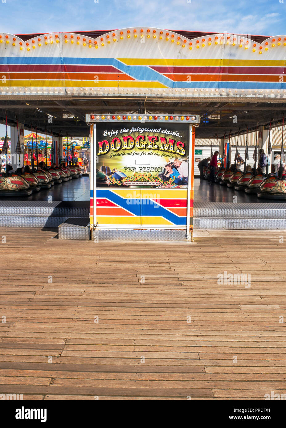 Funfair rides on brighton pier hi-res stock photography and images - Alamy