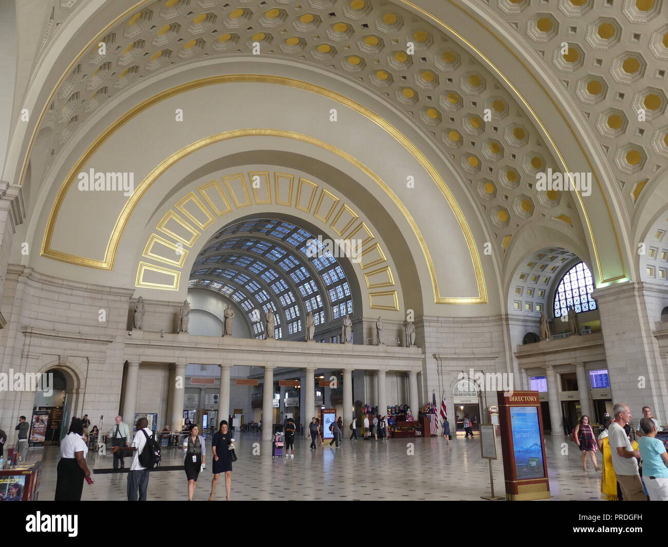 WASHINGTON UNION STATION central hall at 50 Massachusetts Avenue NE ...