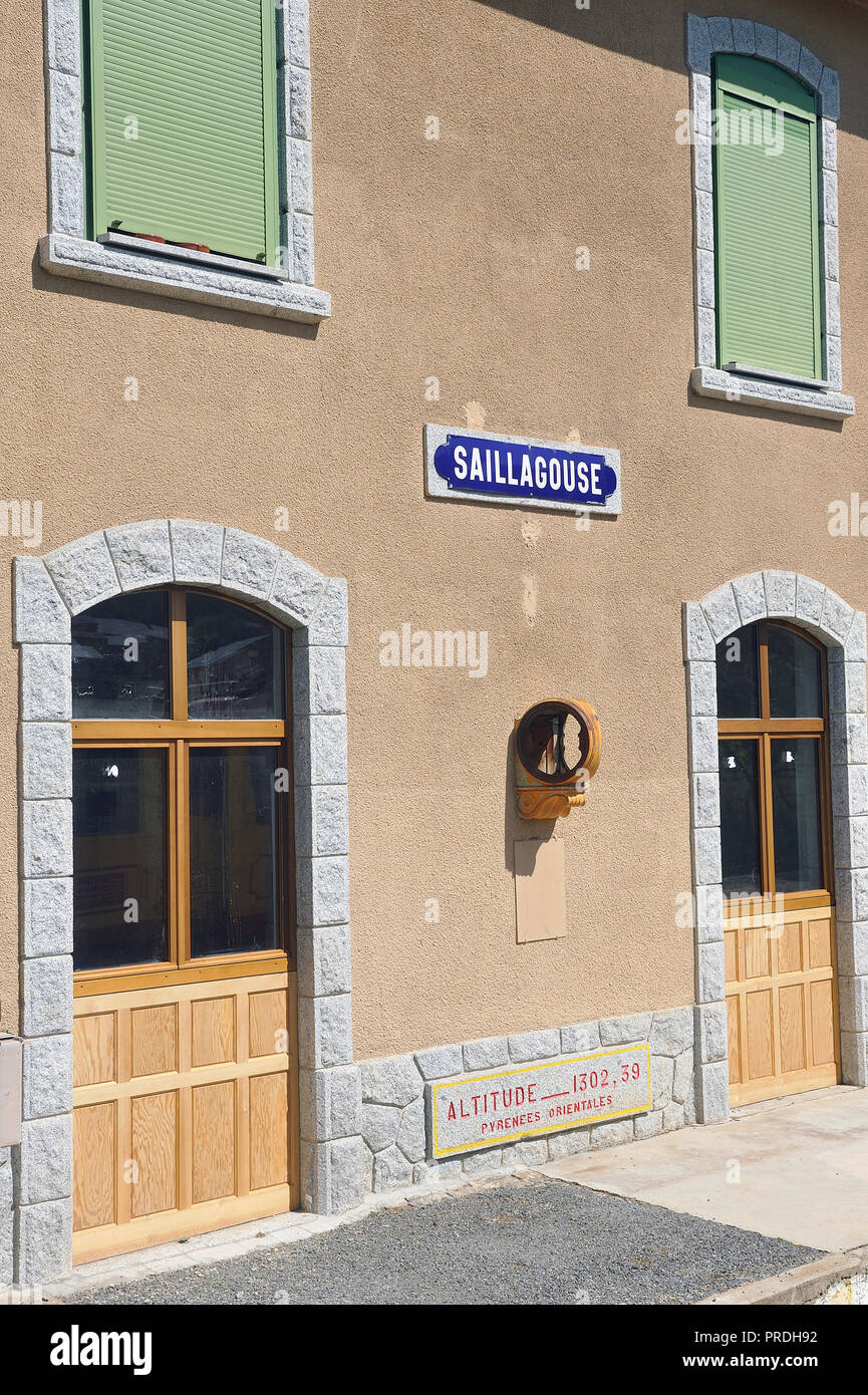 Facade of the Saillagouse train station on the line of the little ...