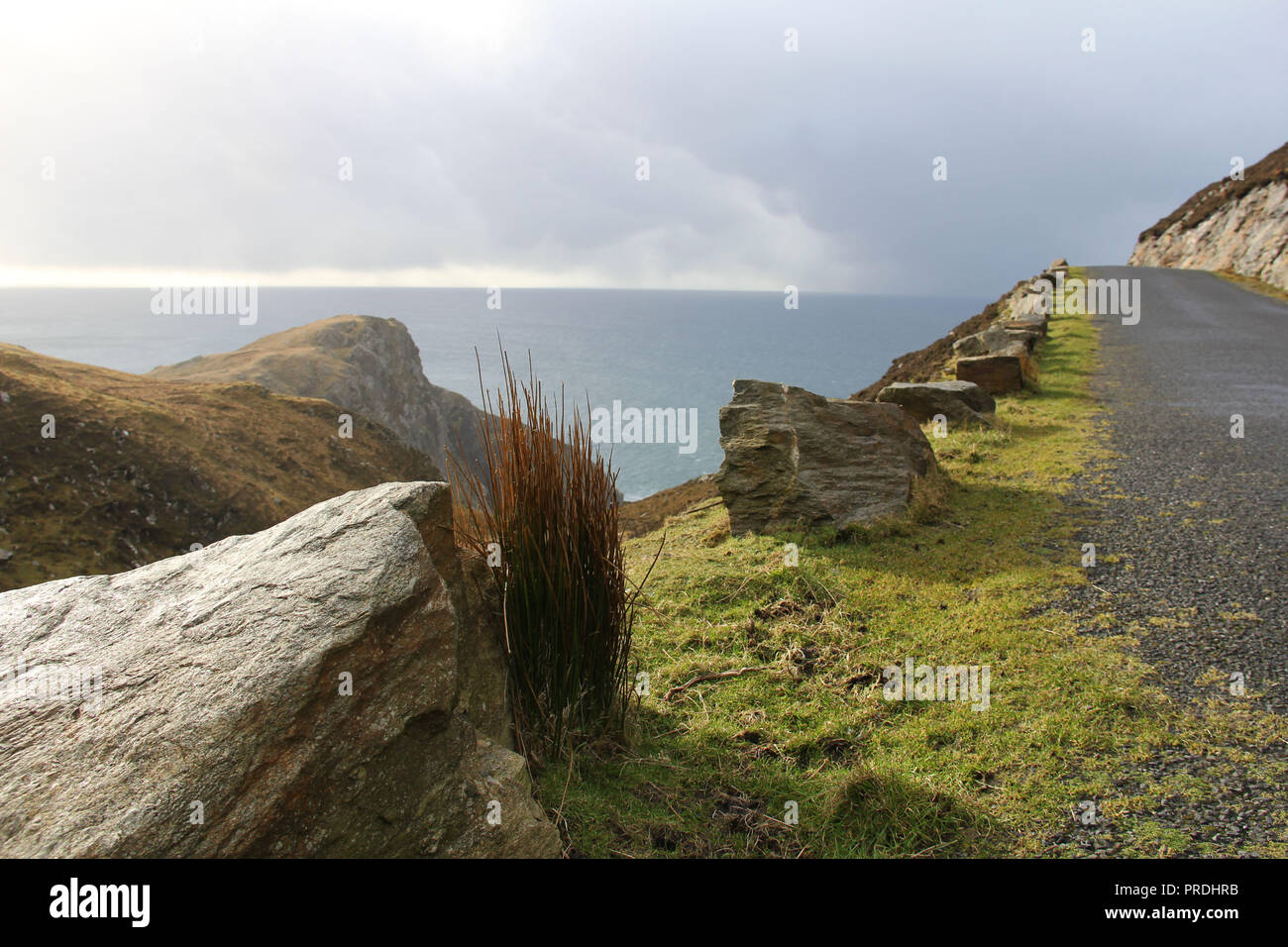 Peace mountain hi-res stock photography and images - Alamy