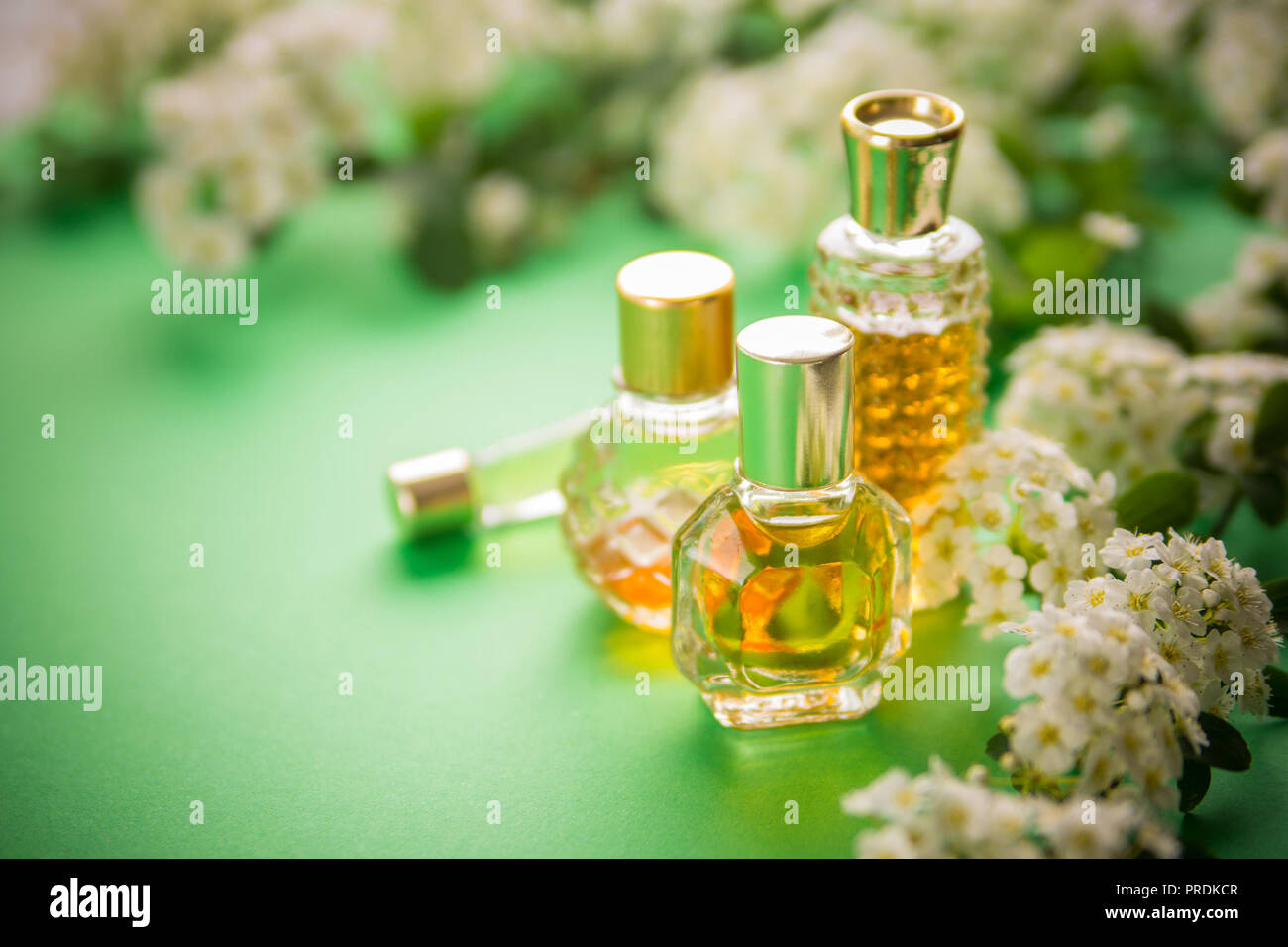 Perfume background hi-res stock photography and images - Alamy