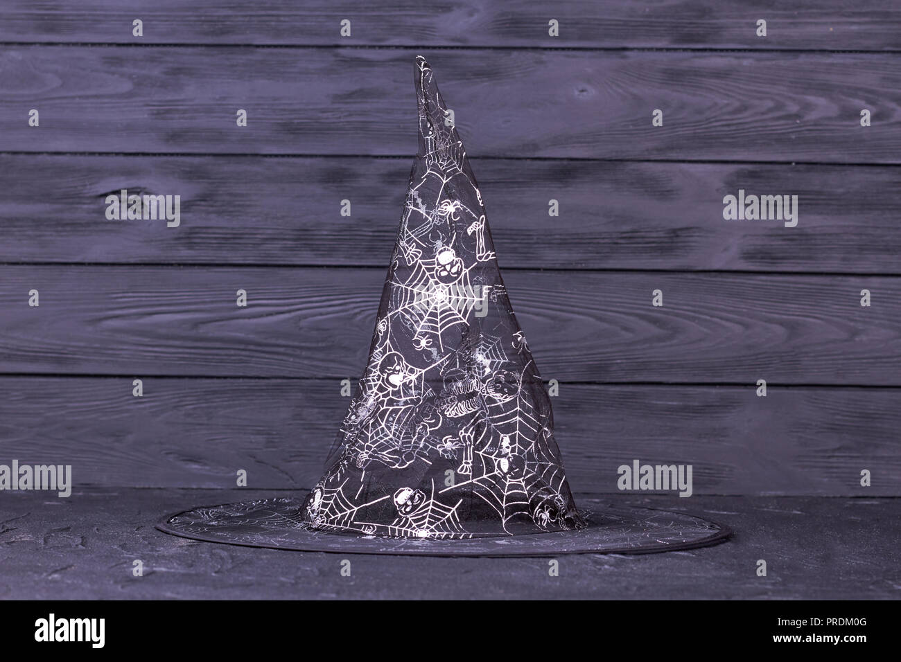 Wizards hat hi-res stock photography and images - Alamy