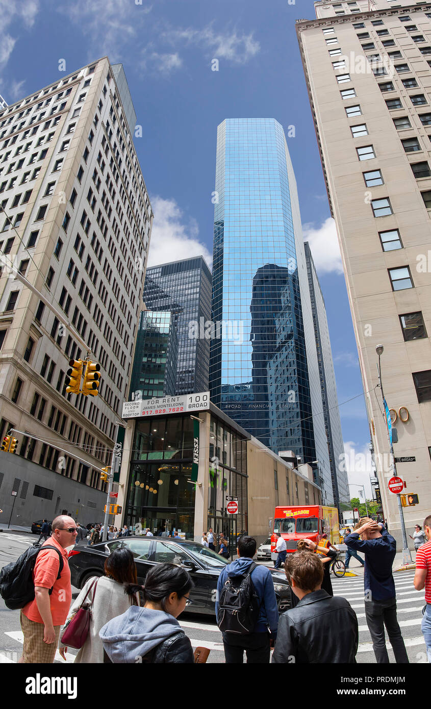New York City, USA - June 8, 2017: Broad Financial Center at 100 Broad ...