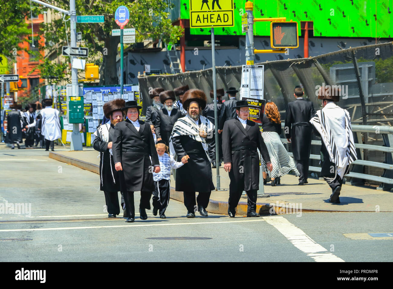 Orthodox Jews Wearing Special Clothes on Shabbat, in Williamsburg ...