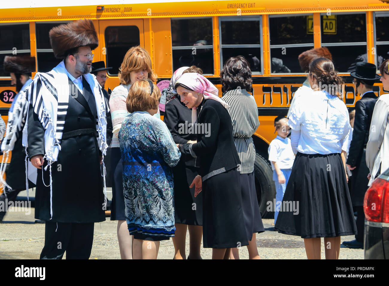 Orthodox Jews Wearing Special Clothes on Shabbat, in Williamsburg ...