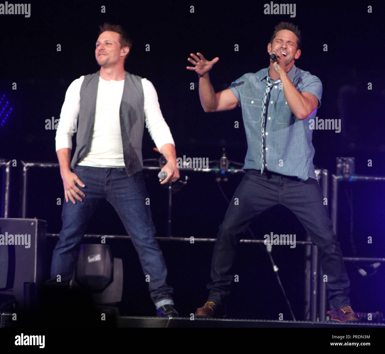 Justin jeffre and jeff timmons hi-res stock photography and images - Alamy