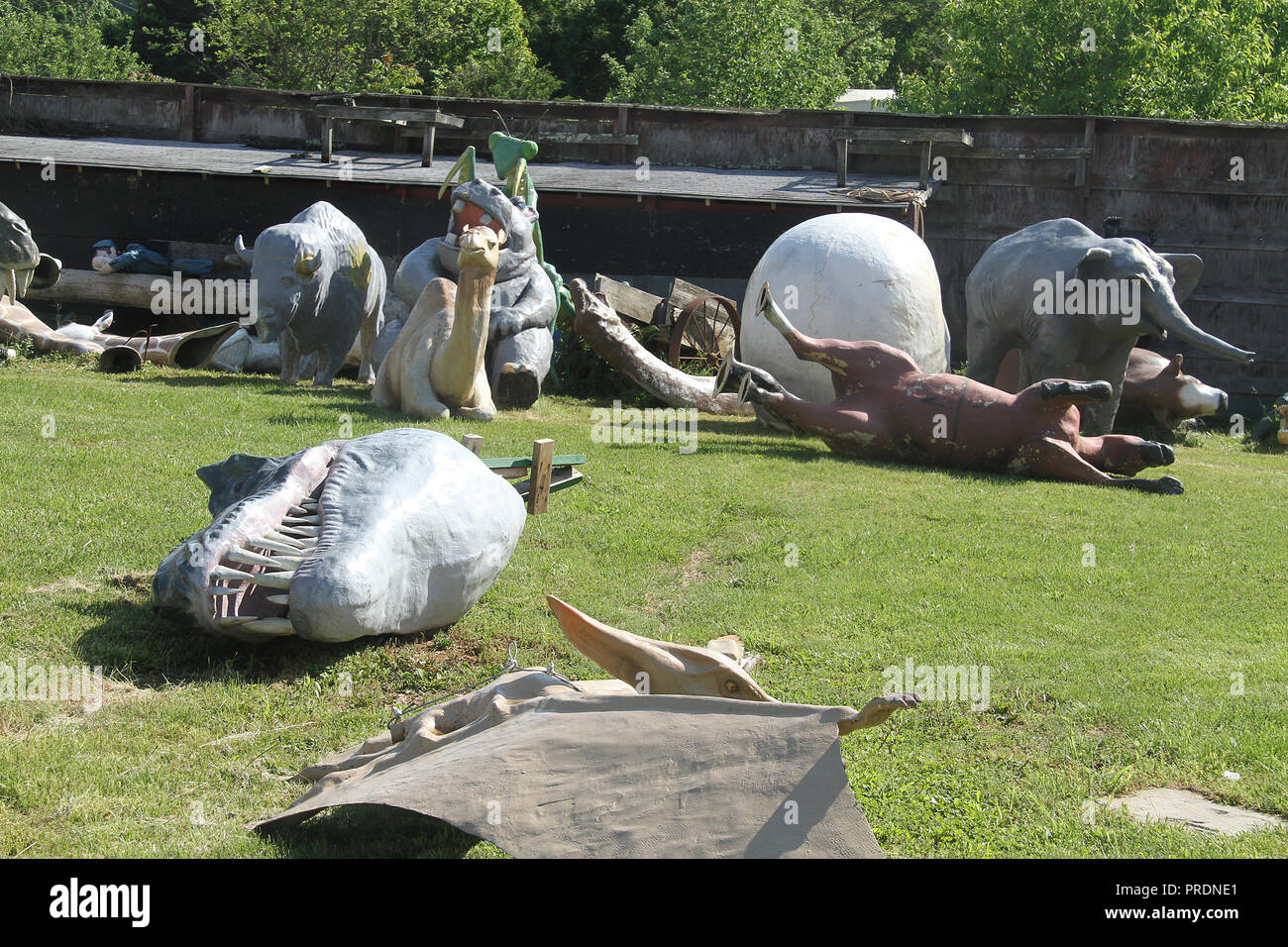 Animal fiberglass sculptures at Enchanted Castle Studio, Virginia, USA ...