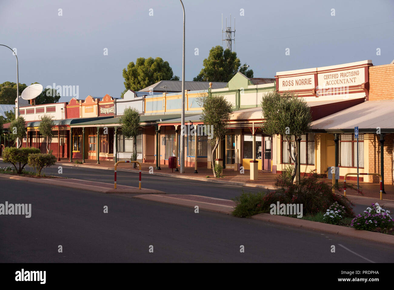 Australian Gold mining town shop architecture, Leonora Western ...