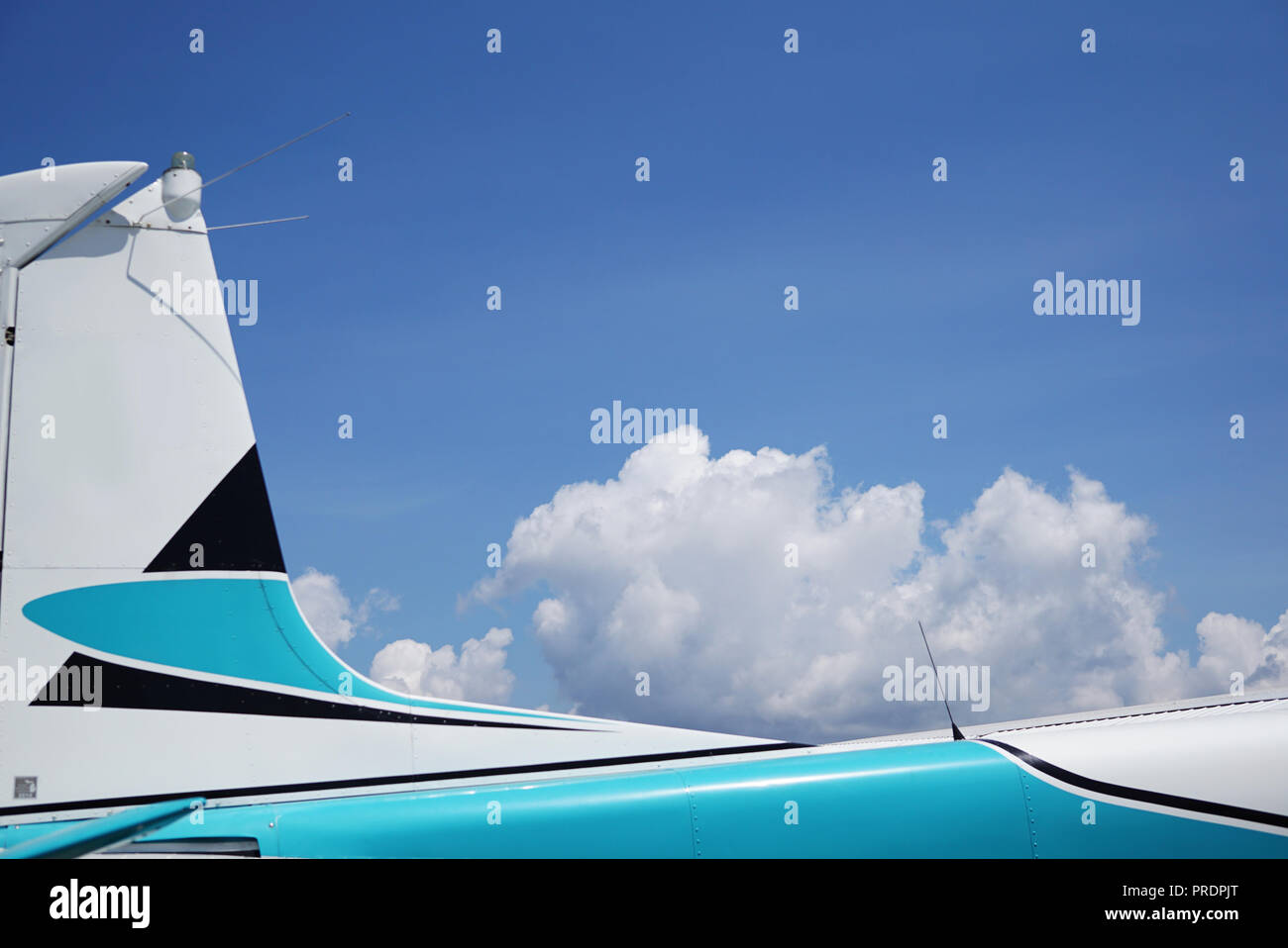 Airplane tail fin hi-res stock photography and images - Alamy