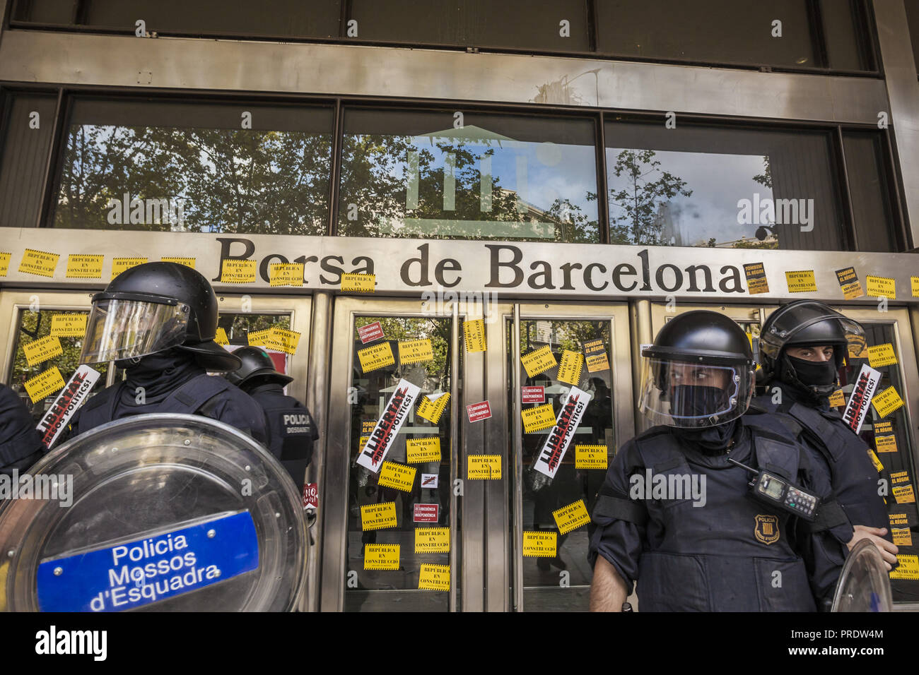 Riot gates hi-res stock photography and images - Alamy