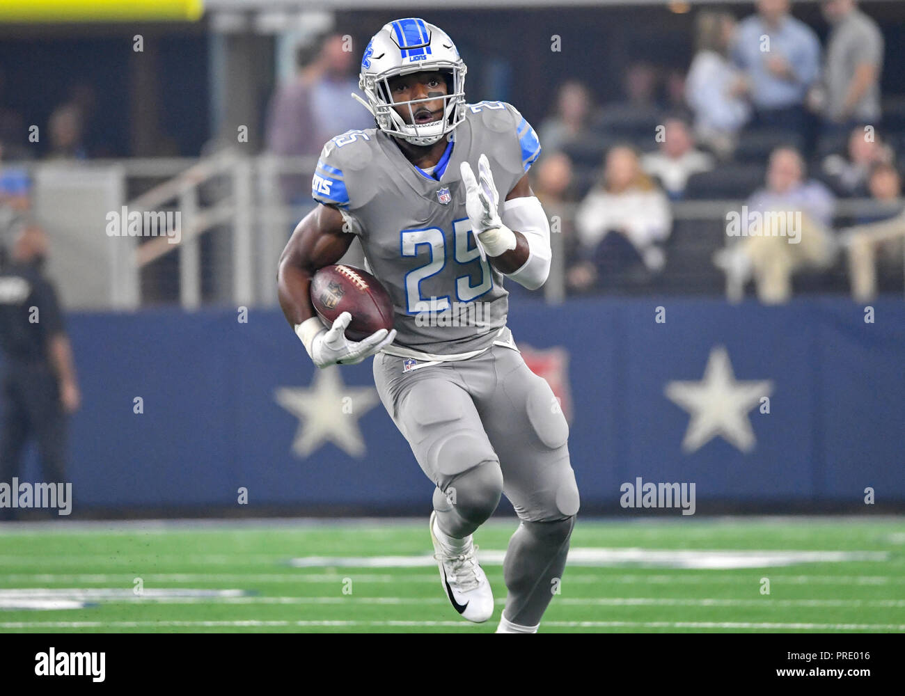 Theo riddick hi-res stock photography and images - Alamy