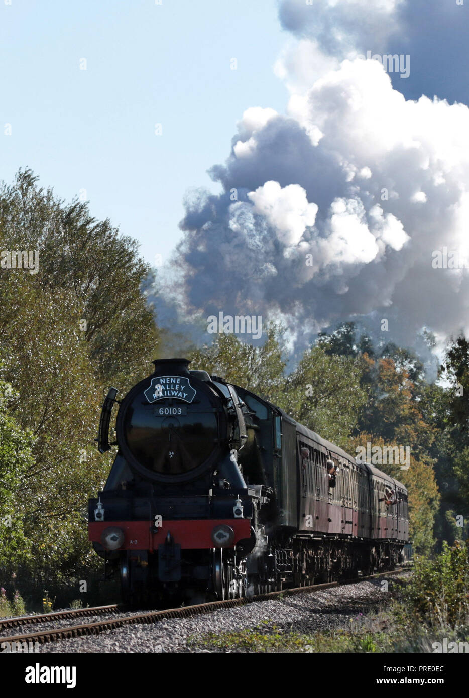 The world-famous Flying Scotsman 60103 steam train locomotive powers ...