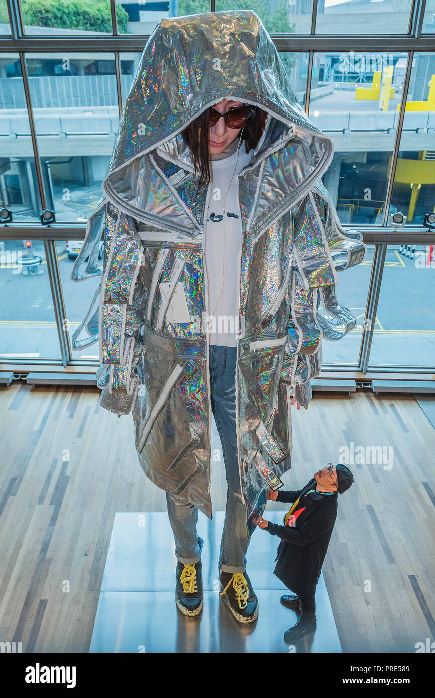 London, UK. 2nd Oct, 2018. Tim Yip with Lili, a large scale art ...