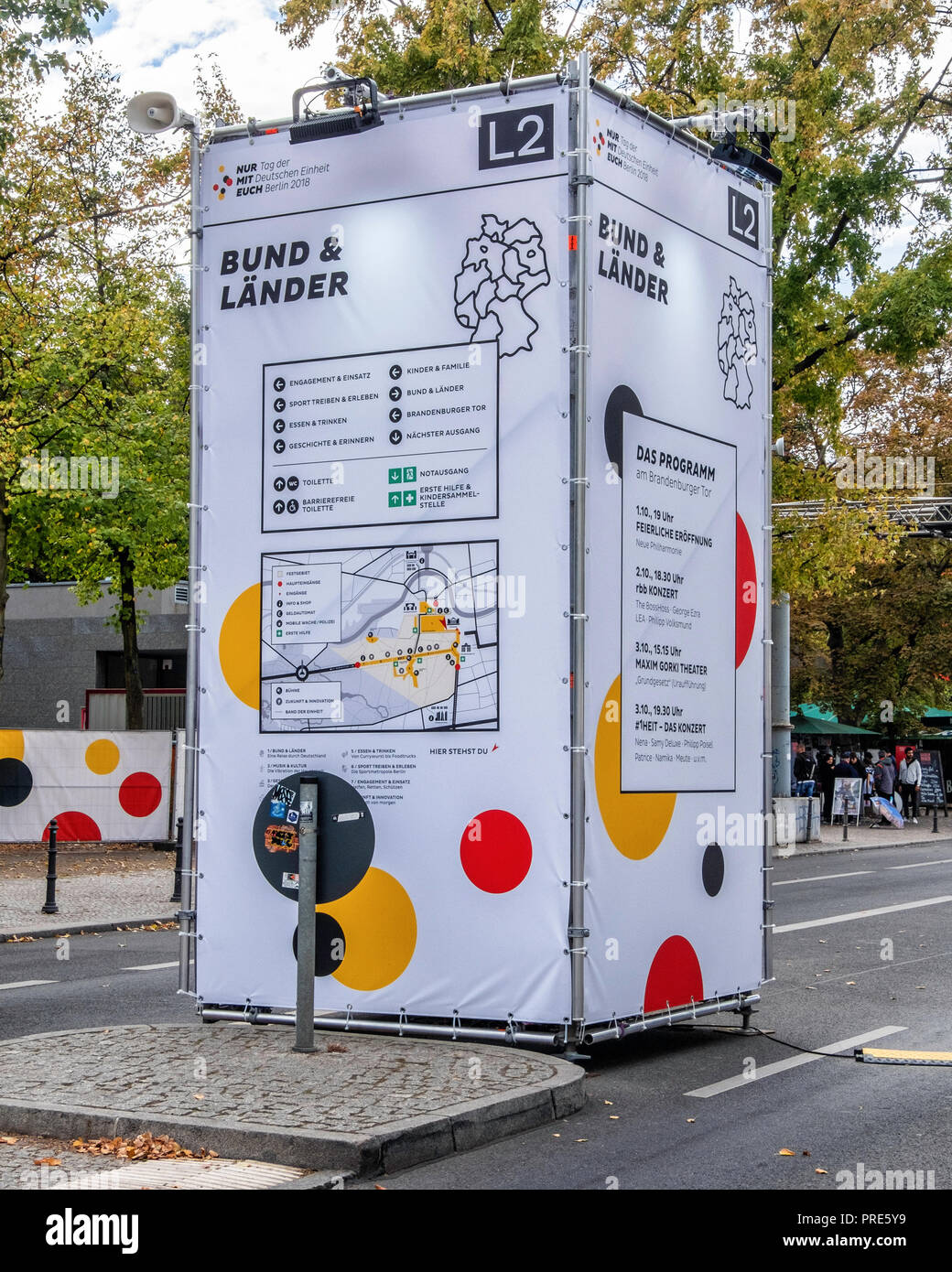 1990 map hi-res stock photography and images - Alamy